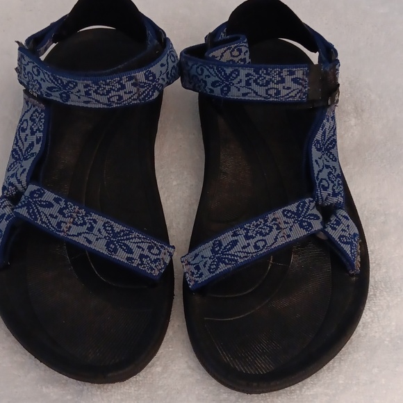 Teva | Shoes | Teva Blue Strappy Hiking Sandals Size 8w | Poshmark